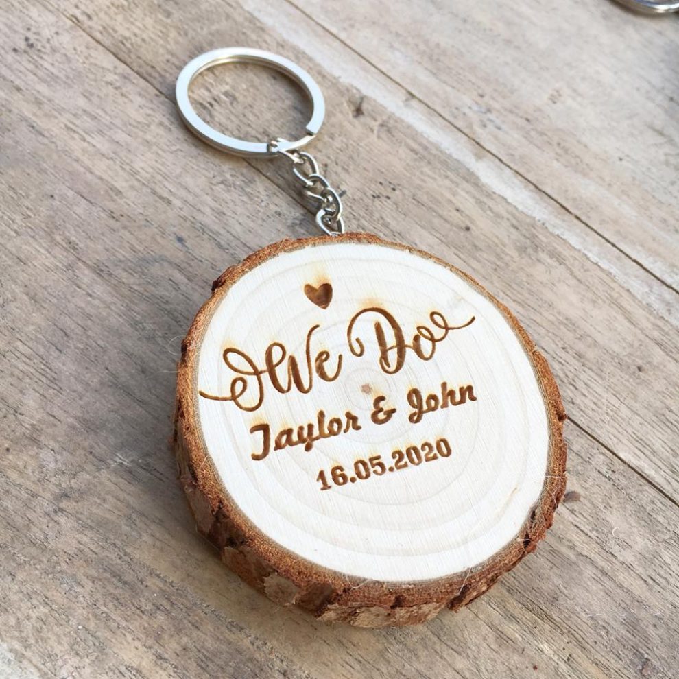 Personalized Engraved Wood Keychain 10pcs Rustic Wedding Party Favors ...