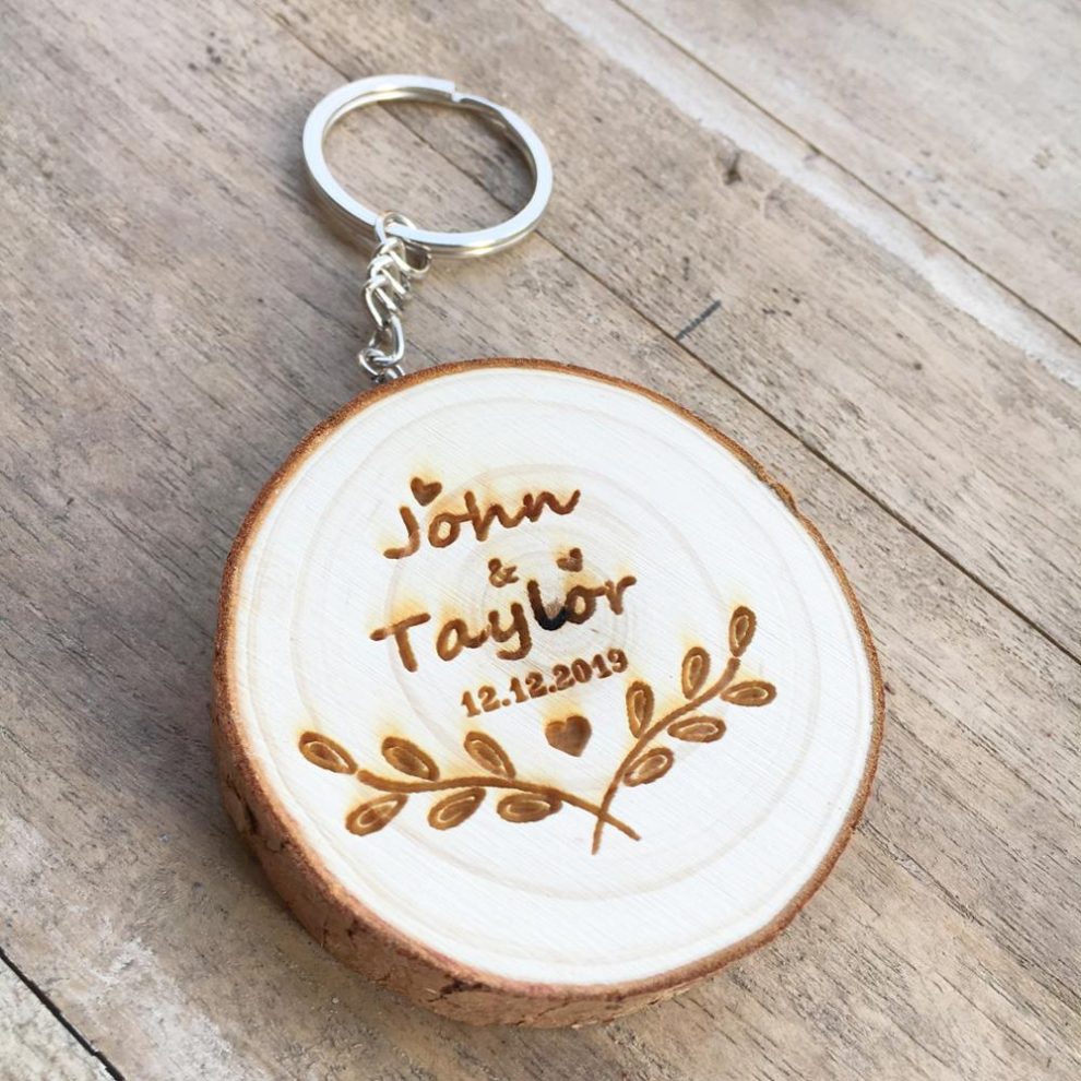 Personalized Engraved Wood Keychain 10pcs Rustic Wedding Party Favors ...